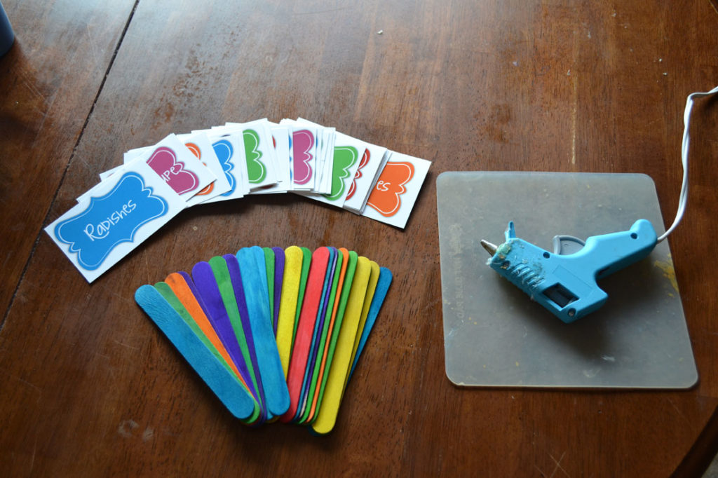 Colorful and cute DIY garden labels for under $5 - Uplifting Mayhem
