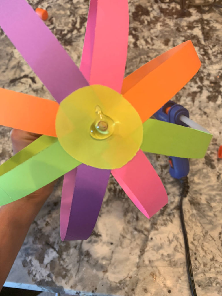 Mesmerizing Paper Spinner Toy - Uplifting Mayhem